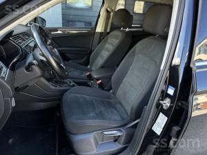 Black Volkswagen Tiguan 2020 in Riga, with an engine capacity of 2.00 L and mileage of 169 thousand km for 19500 €, photo 17 on AUTOMOTO.COM.LV