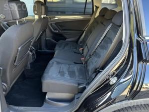 Black Volkswagen Tiguan 2020 in Riga, with an engine capacity of 2.00 L and mileage of 169 thousand km for 19500 €, photo 18 on AUTOMOTO.COM.LV
