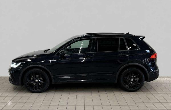 Melns Volkswagen Tiguan 2020 Kauņa, ar dzinēja tilpumu 1.50 L un nobraukumu 167 tūkst. km par 24700 €, foto 2 vietnē AUTOMOTO.COM.LV