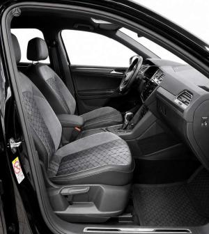 Black Volkswagen Tiguan 2020 in Kaunas, with an engine capacity of 1.50 L and mileage of 167 thousand km for 24700 €, photo 9 on AUTOMOTO.COM.LV