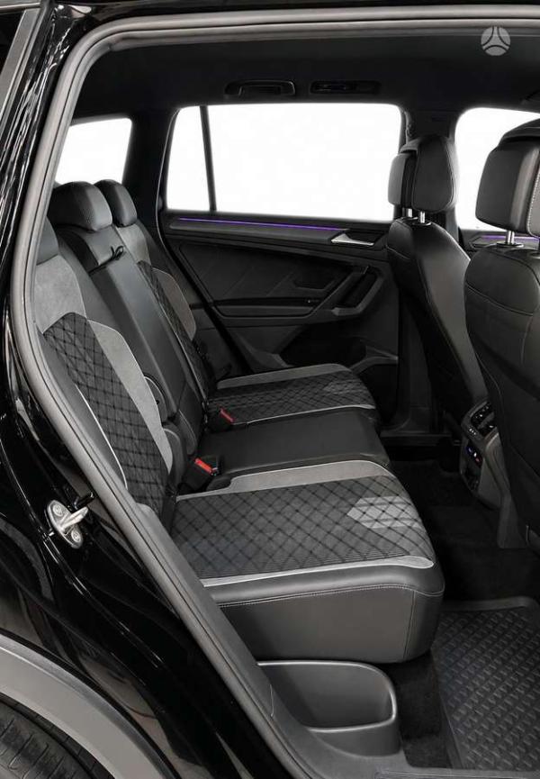 Melns Volkswagen Tiguan 2020 Kauņa, ar dzinēja tilpumu 1.50 L un nobraukumu 167 tūkst. km par 24700 €, foto 9 vietnē AUTOMOTO.COM.LV