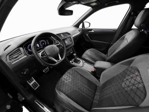 Black Volkswagen Tiguan 2020 in Kaunas, with an engine capacity of 1.50 L and mileage of 167 thousand km for 24700 €, photo 11 on AUTOMOTO.COM.LV