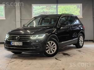 Black Volkswagen Tiguan 2020 in Jurmala, with an engine capacity of 1.50 L and mileage of 135 thousand km for 19900 €, photo  on AUTOMOTO.COM.LV