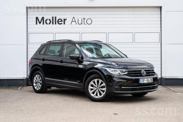Black Volkswagen Tiguan 2020 in Riga, with an engine capacity of 1.50 L and mileage of 125 thousand km for 19950 €, photo 2 on AUTOMOTO.COM.LV
