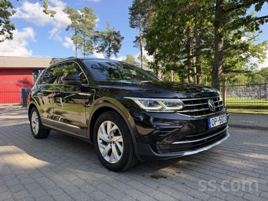 Melns Volkswagen Tiguan 2020 Valmiera, ar dzinēja tilpumu 2.00 L un nobraukumu 224 tūkst. km par 19990 €, foto 3 vietnē AUTOMOTO.COM.LV