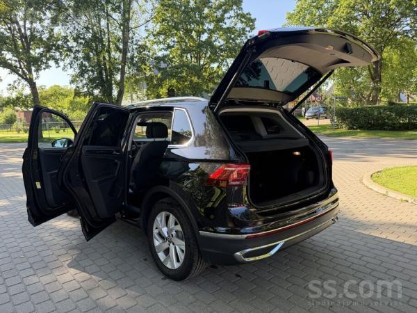 Melns Volkswagen Tiguan 2020 Valmiera, ar dzinēja tilpumu 2.00 L un nobraukumu 224 tūkst. km par 19990 €, foto 9 vietnē AUTOMOTO.COM.LV
