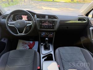 Melns Volkswagen Tiguan 2020 Valmiera, ar dzinēja tilpumu 2.00 L un nobraukumu 224 tūkst. km par 19990 €, foto 14 vietnē AUTOMOTO.COM.LV
