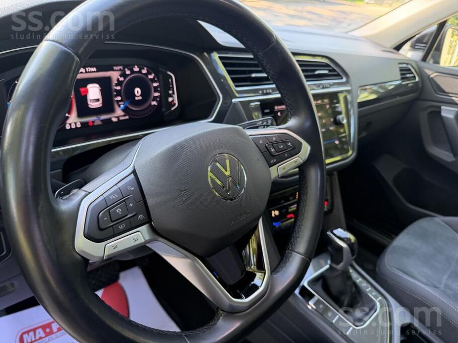 Melns Volkswagen Tiguan 2020 Valmiera, ar dzinēja tilpumu 2.00 L un nobraukumu 224 tūkst. km par 19990 €, foto 21 vietnē AUTOMOTO.COM.LV