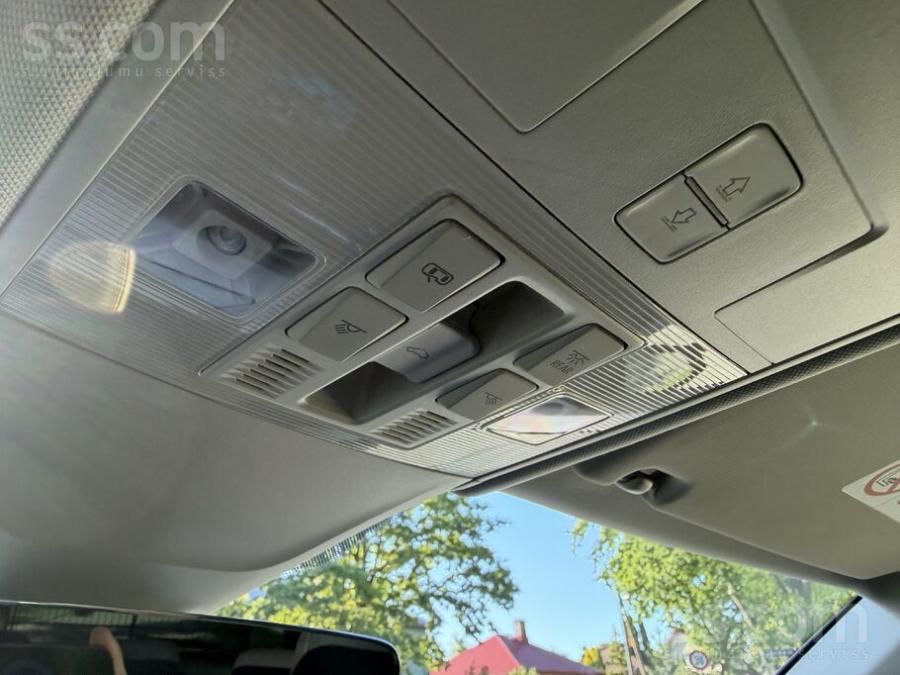 Melns Volkswagen Tiguan 2020 Valmiera, ar dzinēja tilpumu 2.00 L un nobraukumu 224 tūkst. km par 19990 €, foto 24 vietnē AUTOMOTO.COM.LV