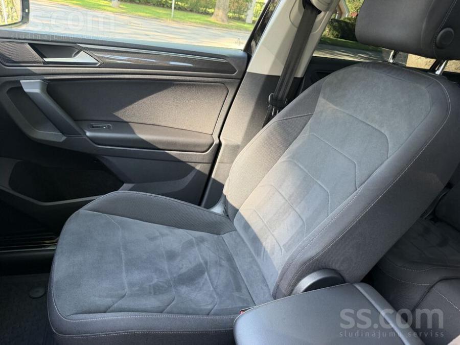 Melns Volkswagen Tiguan 2020 Valmiera, ar dzinēja tilpumu 2.00 L un nobraukumu 224 tūkst. km par 19990 €, foto 25 vietnē AUTOMOTO.COM.LV