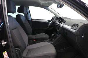 Melns Volkswagen Tiguan 2020 Viļņa, ar dzinēja tilpumu 1.50 L un nobraukumu 118 tūkst. km par 19490 €, foto 11 vietnē AUTOMOTO.COM.LV