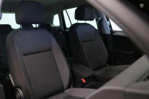 Melns Volkswagen Tiguan 2020 Viļņa, ar dzinēja tilpumu 1.50 L un nobraukumu 118 tūkst. km par 19490 €, foto 12 vietnē AUTOMOTO.COM.LV