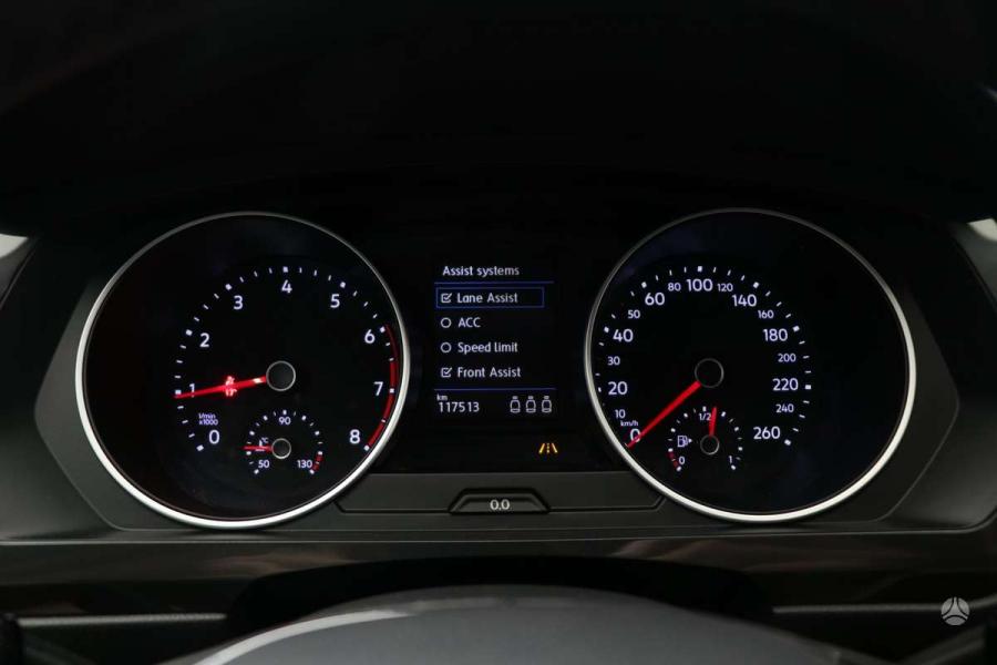 Melns Volkswagen Tiguan 2020 Viļņa, ar dzinēja tilpumu 1.50 L un nobraukumu 118 tūkst. km par 19490 €, foto 18 vietnē AUTOMOTO.COM.LV