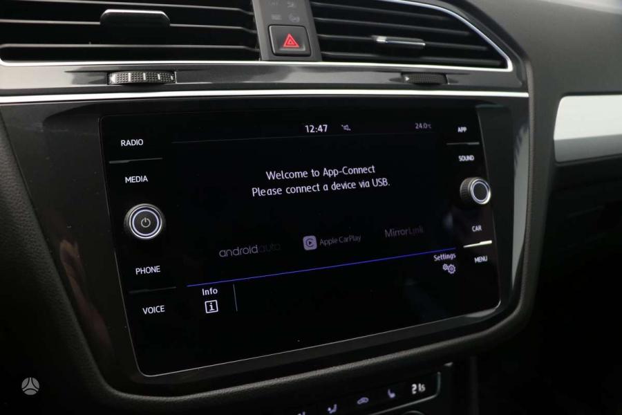 Melns Volkswagen Tiguan 2020 Viļņa, ar dzinēja tilpumu 1.50 L un nobraukumu 118 tūkst. km par 19490 €, foto 20 vietnē AUTOMOTO.COM.LV