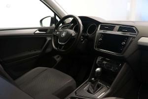 Melns Volkswagen Tiguan 2020 Viļņa, ar dzinēja tilpumu 1.50 L un nobraukumu 118 tūkst. km par 19490 €, foto 25 vietnē AUTOMOTO.COM.LV
