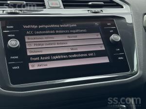 Black Volkswagen Tiguan 2020 in Valmiera, with an engine capacity of 1.50 L and mileage of 164 thousand km for 18200 €, photo 20 on AUTOMOTO.COM.LV