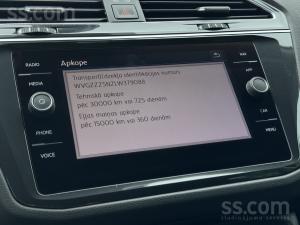Black Volkswagen Tiguan 2020 in Valmiera, with an engine capacity of 1.50 L and mileage of 164 thousand km for 18200 €, photo 24 on AUTOMOTO.COM.LV