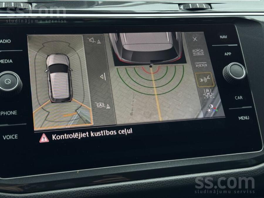 Black Volkswagen Tiguan 2020 in Valmiera, with an engine capacity of 1.50 L and mileage of 164 thousand km for 18200 €, photo 27 on AUTOMOTO.COM.LV