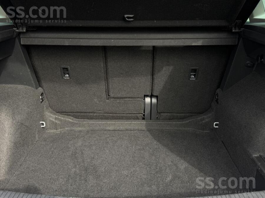 Black Volkswagen Tiguan 2020 in Valmiera, with an engine capacity of 1.50 L and mileage of 164 thousand km for 18200 €, photo 33 on AUTOMOTO.COM.LV