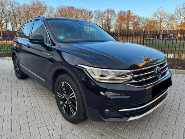 Melns Volkswagen Tiguan 2021 Viļņa, ar dzinēja tilpumu 1.50 L un nobraukumu 138 tūkst. km par 22143 €, foto 3 vietnē AUTOMOTO.COM.LV