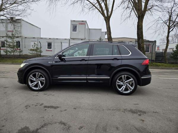 Black Volkswagen Tiguan 2021 in Klaipeda, with an engine capacity of 2.00 L and mileage of 213 thousand km for 24400 €, photo 9 on AUTOMOTO.COM.LV