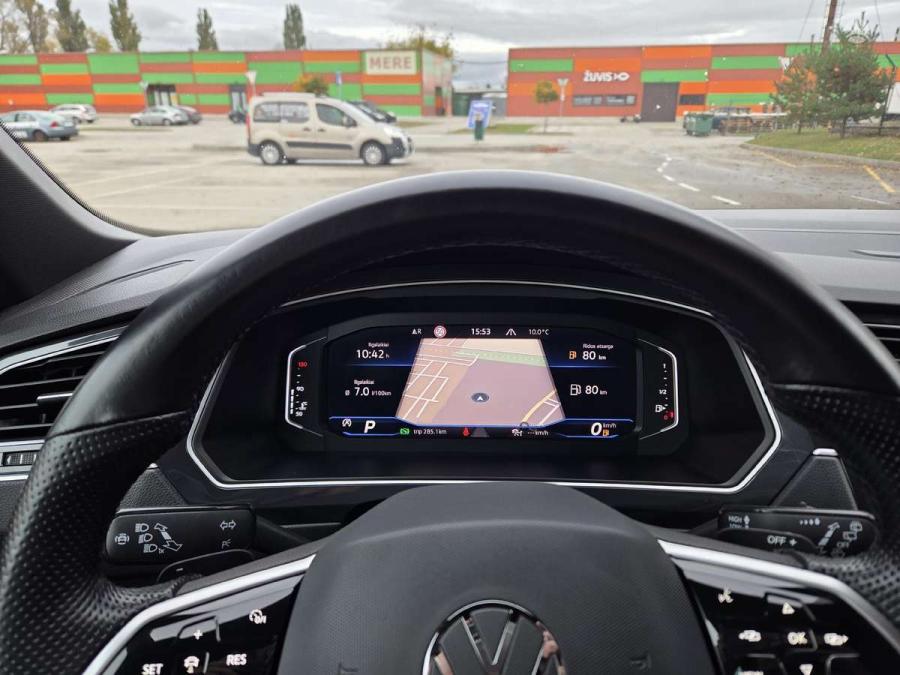 Melns Volkswagen Tiguan 2021 Klaipėda, ar dzinēja tilpumu 2.00 L un nobraukumu 213 tūkst. km par 24400 €, foto 26 vietnē AUTOMOTO.COM.LV