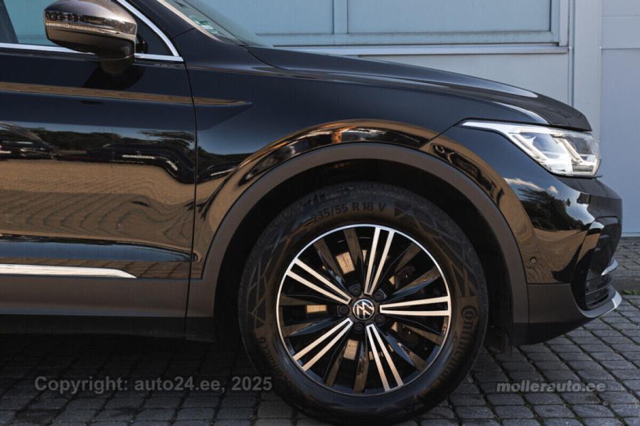 Black Volkswagen Tiguan 2021 in Ventspils, with an engine capacity of 0.00 L and mileage of 107 thousand km for 25876 €, photo 9 on AUTOMOTO.COM.LV