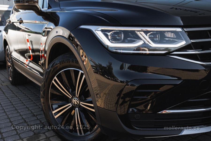 Black Volkswagen Tiguan 2021 in Ventspils, with an engine capacity of 0.00 L and mileage of 107 thousand km for 25876 €, photo 11 on AUTOMOTO.COM.LV