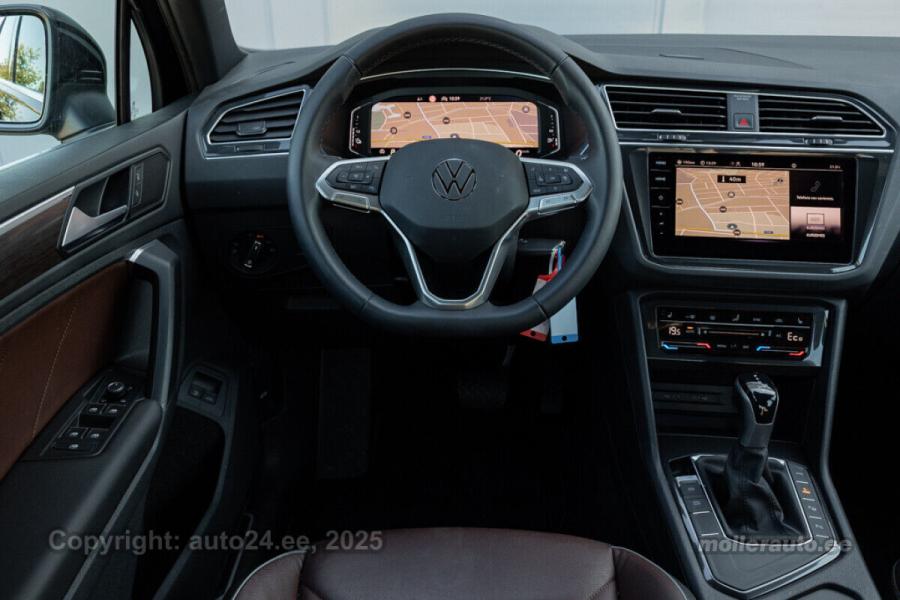 Black Volkswagen Tiguan 2021 in Ventspils, with an engine capacity of 0.00 L and mileage of 107 thousand km for 25876 €, photo 20 on AUTOMOTO.COM.LV