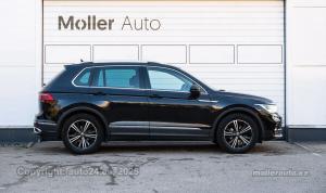 Black Volkswagen Tiguan 2021 in Riga, with an engine capacity of 2.00 L and mileage of 82 thousand km for 30539 €, photo 5 on AUTOMOTO.COM.LV