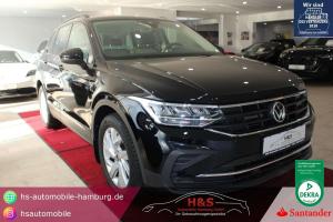 Black Volkswagen Tiguan 2021 in Kaunas, with an engine capacity of 1.50 L and mileage of 27 thousand km for 29507 €, photo  on AUTOMOTO.COM.LV
