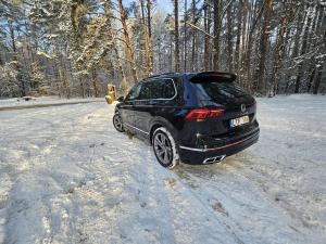 Melns Volkswagen Tiguan 2021 Kauņa, ar dzinēja tilpumu 1.50 L un nobraukumu 94 tūkst. km par 26600 €, foto 7 vietnē AUTOMOTO.COM.LV