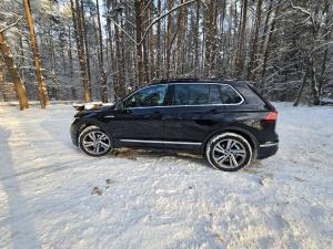 Melns Volkswagen Tiguan 2021 Kauņa, ar dzinēja tilpumu 1.50 L un nobraukumu 94 tūkst. km par 26600 €, foto 8 vietnē AUTOMOTO.COM.LV