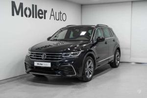 Black Volkswagen Tiguan 2021 in Vilnius, with an engine capacity of 1.50 L and mileage of 65 thousand km for 26550 €, photo  on AUTOMOTO.COM.LV