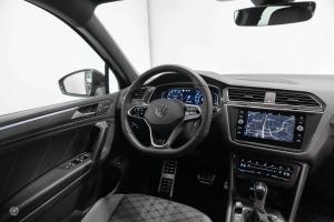 Melns Volkswagen Tiguan 2021 Viļņa, ar dzinēja tilpumu 1.50 L un nobraukumu 65 tūkst. km par 26550 €, foto 11 vietnē AUTOMOTO.COM.LV