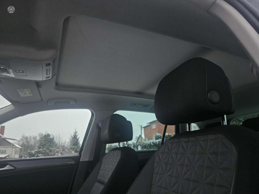 Black Volkswagen Tiguan 2021 in Radviliskis, with an engine capacity of 1.97 L and mileage of 145 thousand km for 21600 €, photo 29 on AUTOMOTO.COM.LV