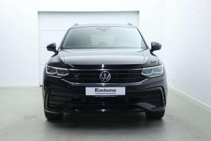 Black Volkswagen Tiguan 2021 in Vilnius, with an engine capacity of 1.50 L and mileage of 92 thousand km for 26490 €, photo 6 on AUTOMOTO.COM.LV