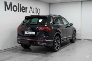 Melns Volkswagen Tiguan 2021 Viļņa, ar dzinēja tilpumu 1.40 L un nobraukumu 97 tūkst. km par 28100 €, foto 4 vietnē AUTOMOTO.COM.LV