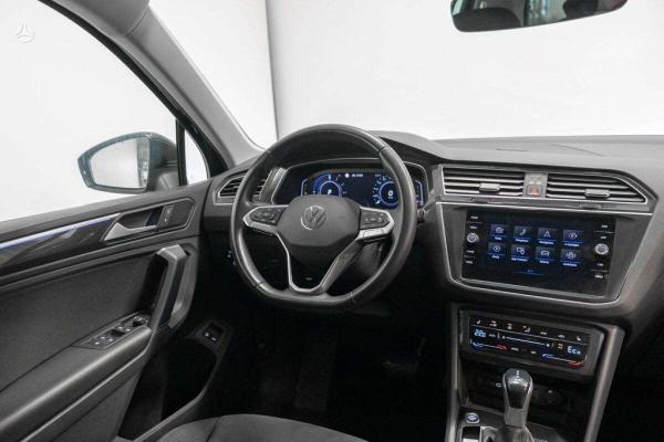 Melns Volkswagen Tiguan 2021 Viļņa, ar dzinēja tilpumu 1.40 L un nobraukumu 101 tūkst. km par 28050 €, foto 10 vietnē AUTOMOTO.COM.LV