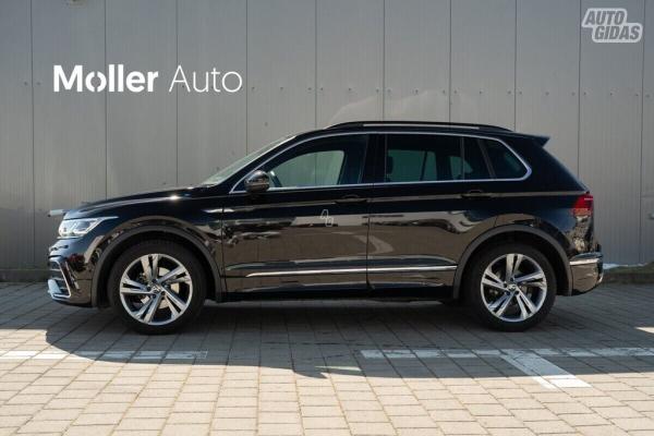 Melns Volkswagen Tiguan 2021 Viļņa, ar dzinēja tilpumu 1.50 L un nobraukumu 51 tūkst. km par 27750 €, foto 3 vietnē AUTOMOTO.COM.LV