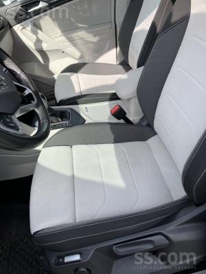 Black Volkswagen Tiguan 2021 in Riga, with an engine capacity of 1.40 L and mileage of 161 thousand km for 21350 €, photo 8 on AUTOMOTO.COM.LV