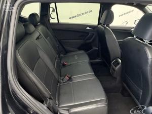 Melns Volkswagen Tiguan 2021 Avižieniai, ar dzinēja tilpumu 2.00 L un nobraukumu 170 tūkst. km par 18900 €, foto 11 vietnē AUTOMOTO.COM.LV