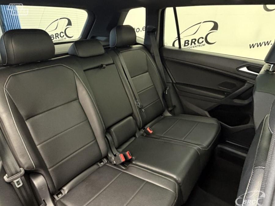 Melns Volkswagen Tiguan 2021 Avižieniai, ar dzinēja tilpumu 2.00 L un nobraukumu 170 tūkst. km par 18900 €, foto 12 vietnē AUTOMOTO.COM.LV