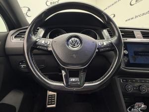 Melns Volkswagen Tiguan 2021 Avižieniai, ar dzinēja tilpumu 2.00 L un nobraukumu 170 tūkst. km par 18900 €, foto 28 vietnē AUTOMOTO.COM.LV
