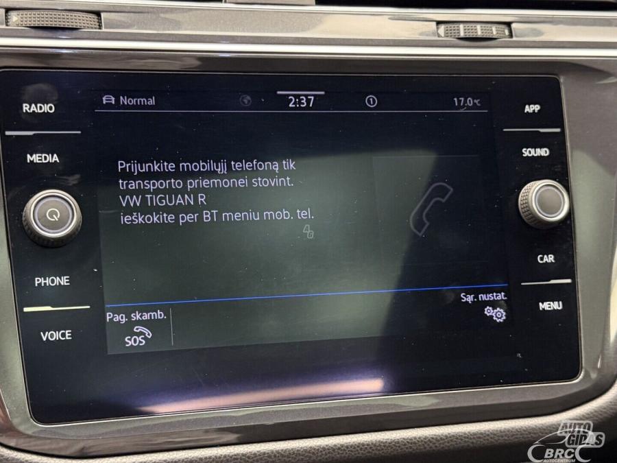 Melns Volkswagen Tiguan 2021 Avižieniai, ar dzinēja tilpumu 2.00 L un nobraukumu 170 tūkst. km par 18900 €, foto 38 vietnē AUTOMOTO.COM.LV