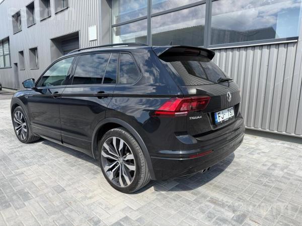 Melns Volkswagen Tiguan 2021 Rīga, ar dzinēja tilpumu 2.00 L un nobraukumu 170 tūkst. km par 22999 €, foto 3 vietnē AUTOMOTO.COM.LV