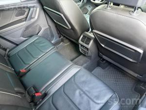 Black Volkswagen Tiguan 2021 in Riga, with an engine capacity of 2.00 L and mileage of 170 thousand km for 22999 €, photo 16 on AUTOMOTO.COM.LV