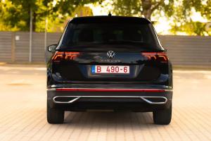 Melns Volkswagen Tiguan 2021 Jelgava, ar dzinēja tilpumu 2.00 L un nobraukumu 178 tūkst. km par 22800 €, foto 7 vietnē AUTOMOTO.COM.LV