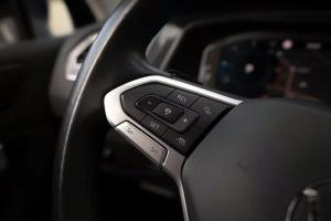 Melns Volkswagen Tiguan 2021 Jelgava, ar dzinēja tilpumu 2.00 L un nobraukumu 178 tūkst. km par 22800 €, foto 21 vietnē AUTOMOTO.COM.LV