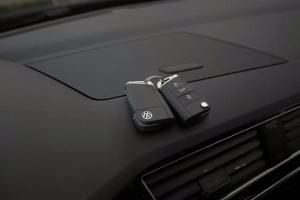 Melns Volkswagen Tiguan 2021 Jelgava, ar dzinēja tilpumu 2.00 L un nobraukumu 178 tūkst. km par 22800 €, foto 25 vietnē AUTOMOTO.COM.LV